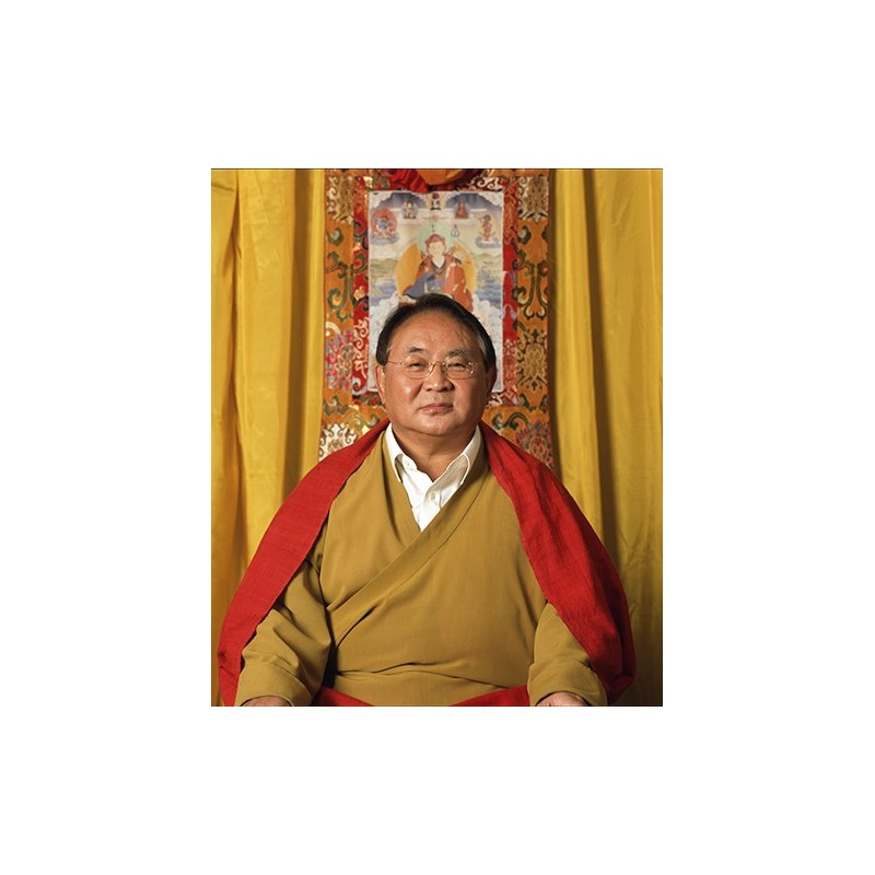 Sogyal Rinpoche with Guru Rinpoche thangka
